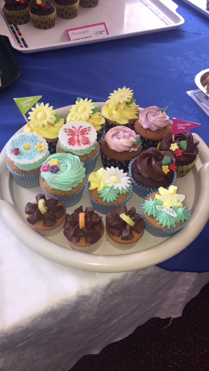Cupcake Day for Alzheimer’s Society | ELMC