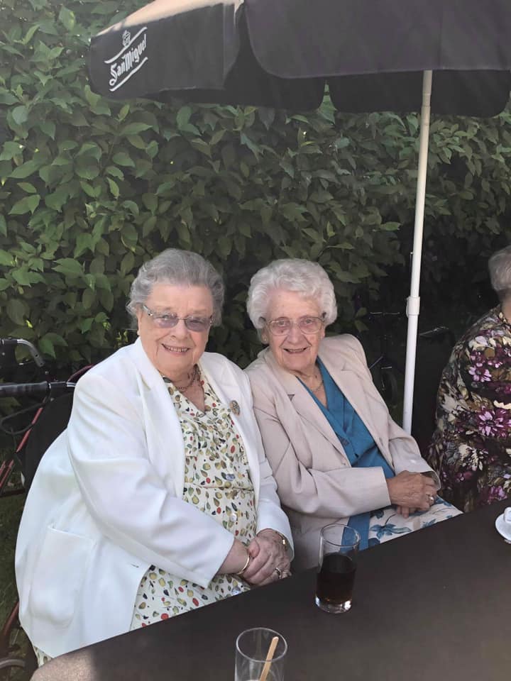 Oldham District Garden Party at Middleton Masonic Hall - The East ...