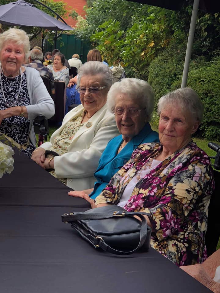 Oldham District Garden Party at Middleton Masonic Hall - The East ...