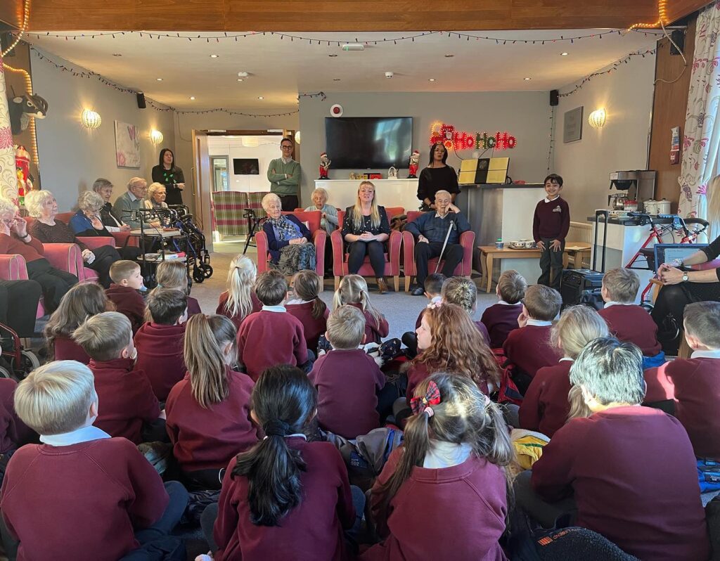Holcombe Brook Primary School and Christmas Quiz | ELMC
